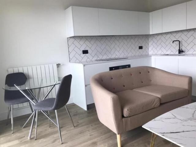 Studio flat for rent in Quill House, Kidbrooke village, SE3