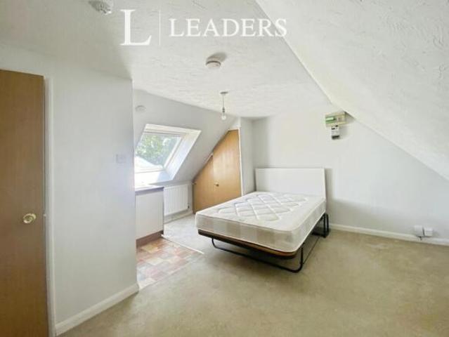 Studio flat for rent in Radlett Road, Frogmore, St. Albans, AL2