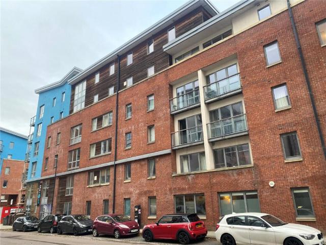 Studio flat for rent in Ratcliffe Court, Temple Quay, City Centre, Bristol, BS2