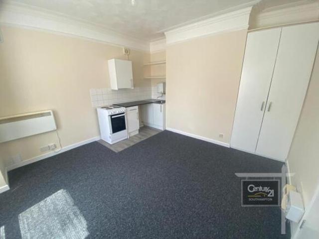 Studio flat for rent in |Ref: R214229|, South View Road, Southampton, SO15 5JD, SO15