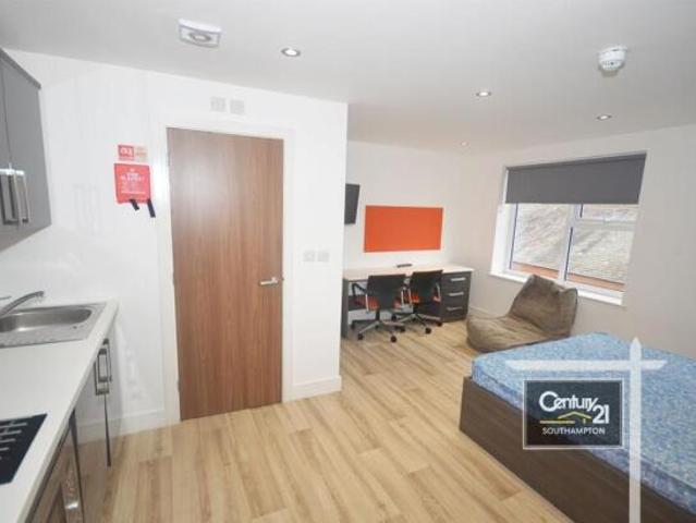 Studio flat for rent in |Ref: R152567|, Andromeda House, Southamtpon Street, Southampton, SO15 2EG, SO15