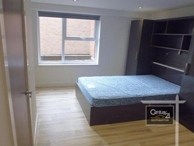 Studio flat for rent in |Ref. R152658|, Fairchild House, Southampton Street, Southampton, SO15 2ED, SO15