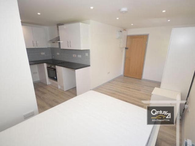 Studio flat for rent in |Ref: R153531|, Palmerston Road, Southampton, SO14 1LL, SO14