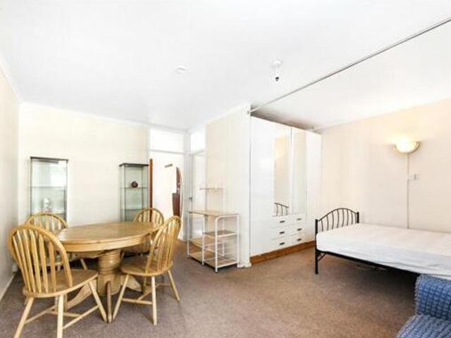 Studio Flat For Rent In Regents Park