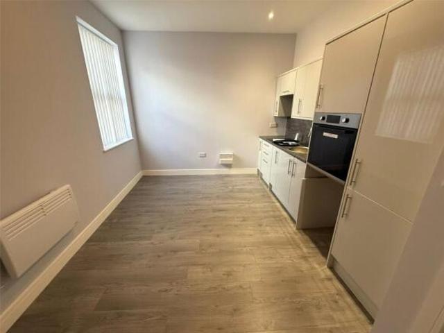 Studio flat for rent in Rimrose Road, Bootle, Merseyside, L20