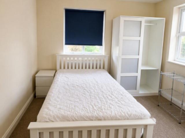 Studio flat for rent in Room 3, Majestic House, 18 20 Silver Street, Worcester, WR1 2DA, WR1