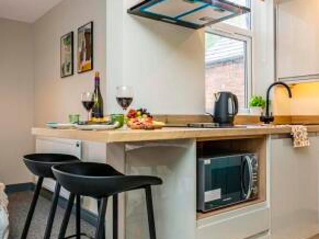 Studio flat for rent in Room 3, Walter Street, DE1