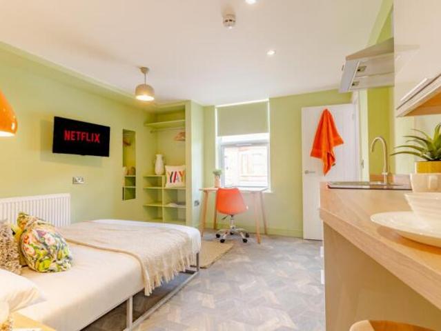 Studio flat for rent in Room 5, Swinburne Street, DE1