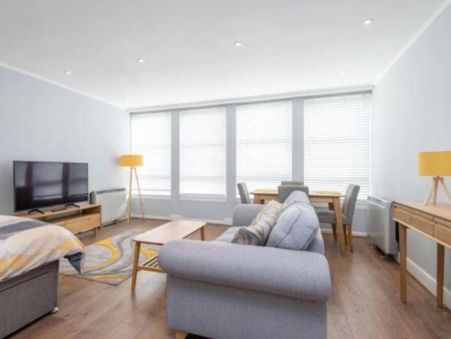 Studio flat for rent in Rochester Row, Westminster, SW1P