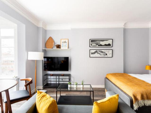 Studio flat for rent in Rossmore Court, Park Road, NW1