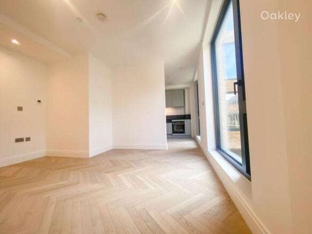 Studio flat for rent in ROX, 12 Gloucester Place, Brighton, BN1