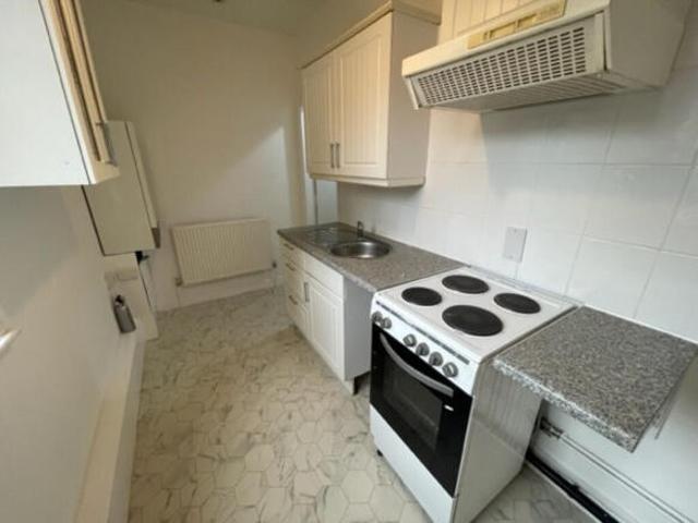 Studio flat for rent in Ruding Road, Leicester, LE3