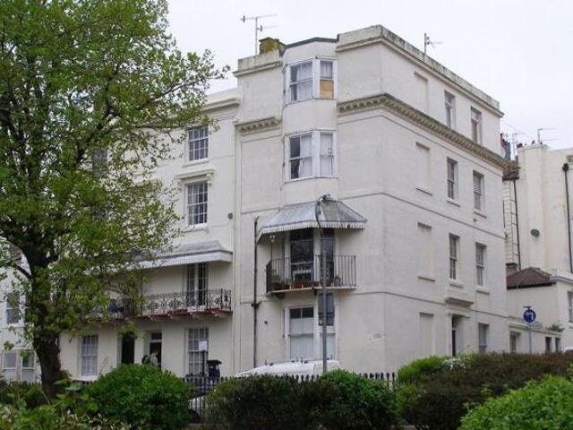 Studio flat for rent in Russell Square, Brighton BN1 2EE, BN1