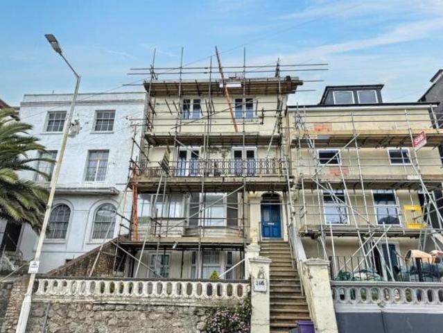 Studio flat for rent in Sandgate High Street, CT20