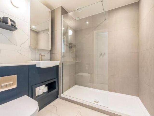 Studio flat for rent in Seagull Lane, Royal Victoria, E16
