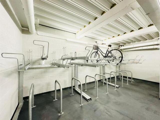 Studio flat for rent in Second Floor Studio, Felix Apartments, Nottingham, NG1