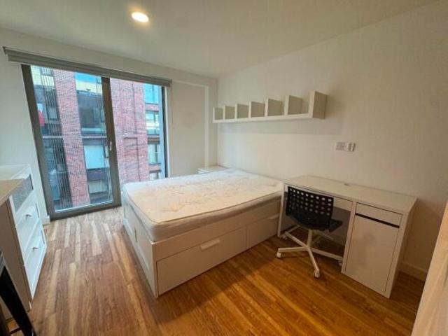 Studio flat for rent in Seel Street, Liverpool, Merseyside, L1