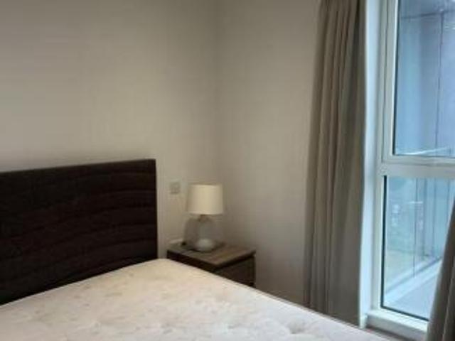 Studio flat for rent in Skylark Point, Newnton Close, London, N4