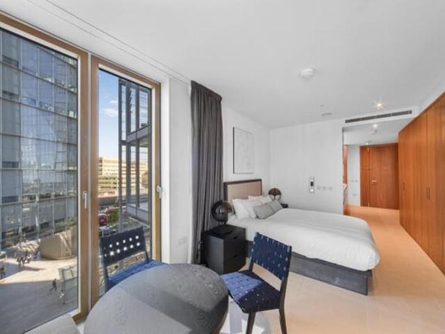 Studio flat for rent in Shard Place, London Bridge Street, SE1