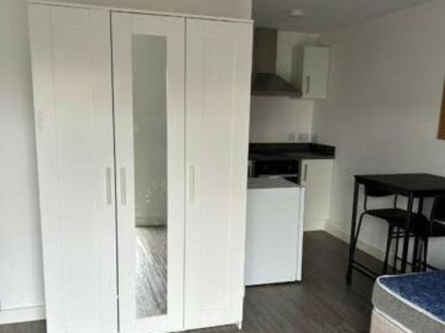 Studio Flat For Rent In Sheffield