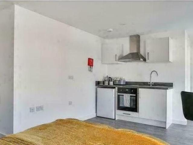 Studio Flat For Rent In Sheffield