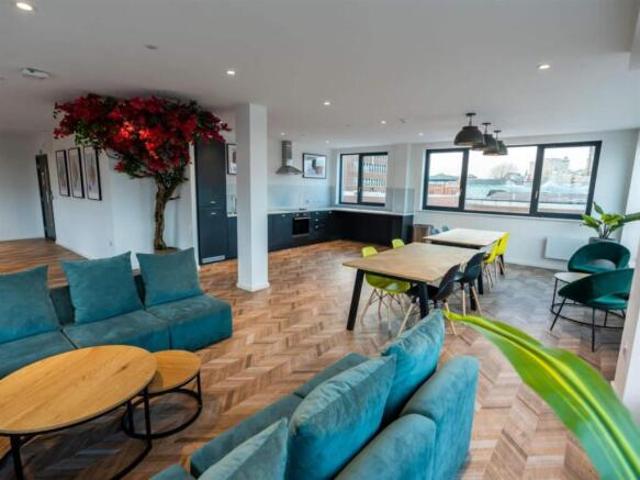 Studio flat for rent in Sheffield | Student | September, S1