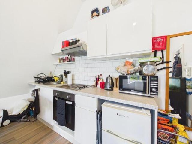 Studio flat for rent in Shelley Road, Worthing, BN11 4BS, BN11