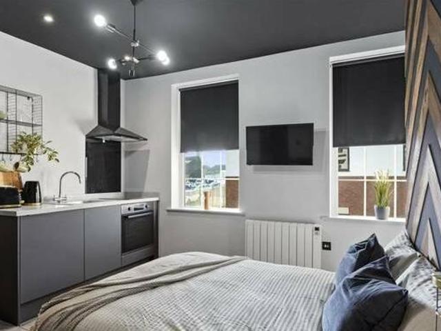 Studio flat for rent in Sitwell Street Derby DE1