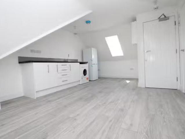 Studio flat for rent in South Road, Herne Bay, CT6