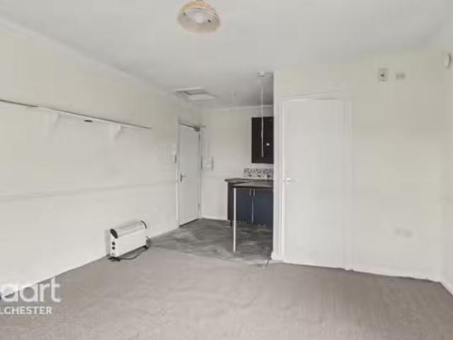 Studio flat for rent in South Street, COLCHESTER, CO2