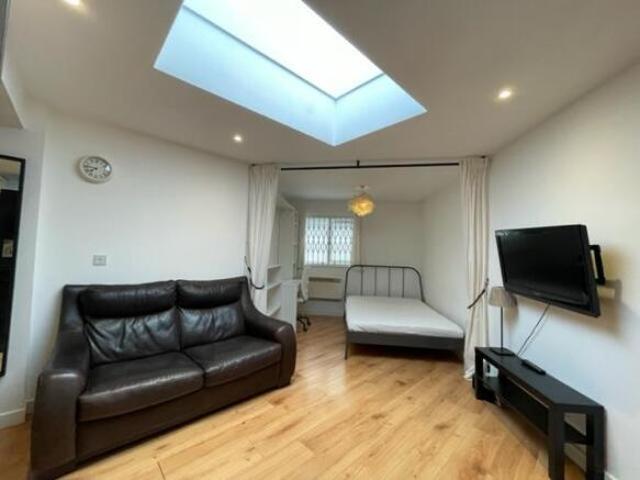 Studio flat for rent in Southampton Street, SOUTHAMPTON, SO15