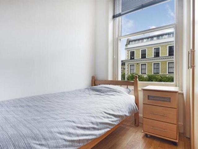 Studio flat for rent in Southwell Gardens, South Kensington, SW7