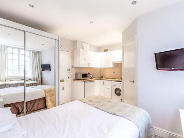 Studio flat for rent in Sloane Avenue, Chelsea, London, SW3