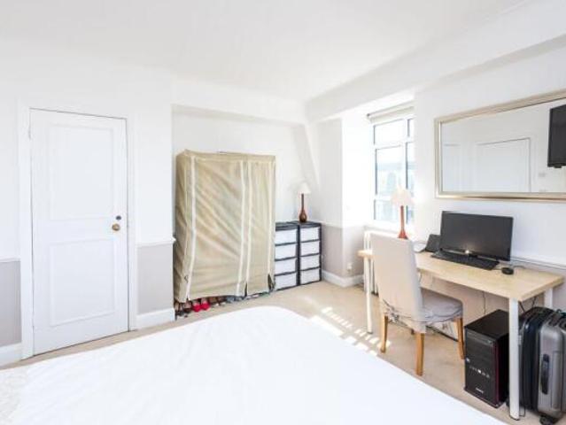 Studio flat for rent in Sloane Avenue, Chelsea, London, SW3