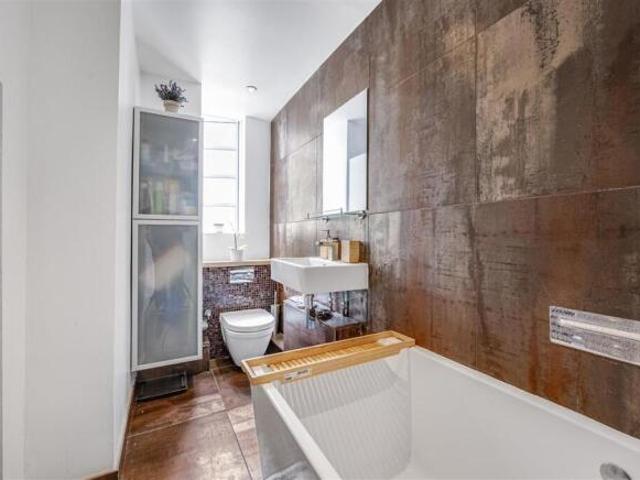 Studio flat for rent in Sloane Avenue, SW3