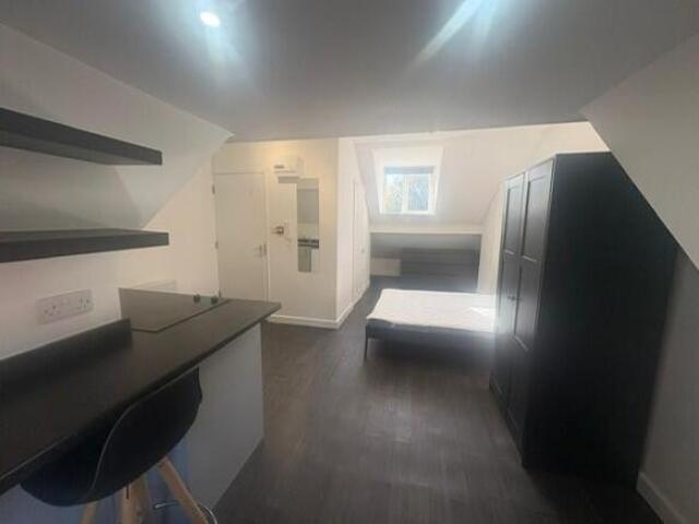 Studio flat for rent in Slade Road, Erdington. B23 7LX. B23