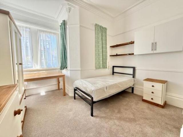Studio flat for rent in Spring Grove, Harrogate, HG1