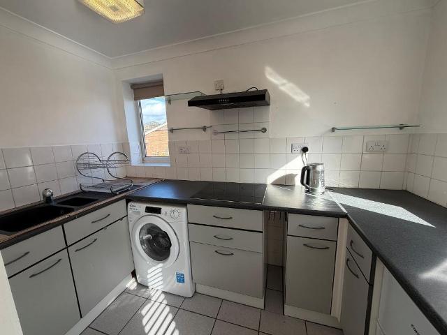 Studio flat for rent in Spring Grove, HULL, HU3 1JZ, HU3