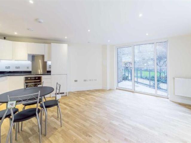Studio flat for rent in St. Annes Street, Limehouse, E14