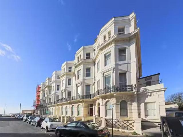 Studio flat for rent in St Aubyns, Hove, BN3