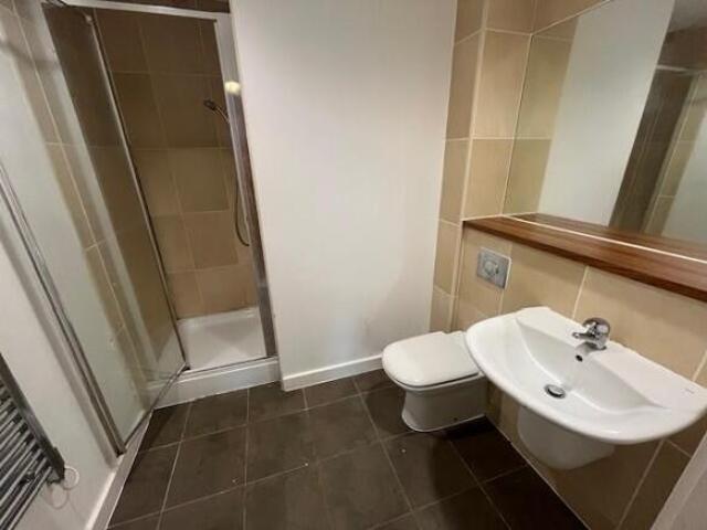Studio flat for rent in St. Georges Close, Sheffield, S3