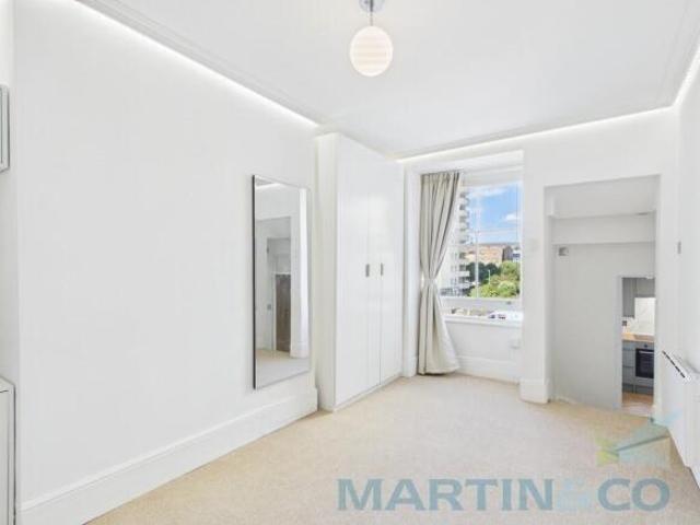 Studio flat for rent in St Georges Terrace, Brighton, BN2