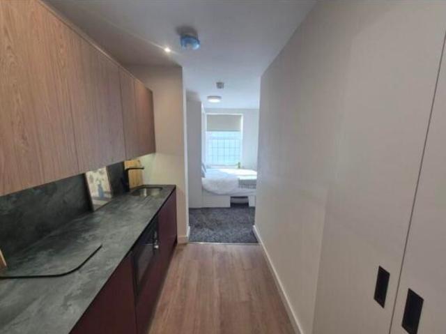 Studio flat for rent in St. Marys Gate, Derby, Derbyshire, DE1