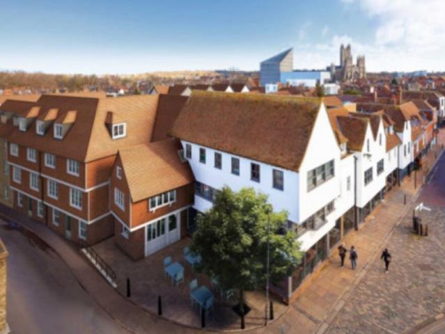 Studio flat for rent in St Peters Street, Canterbury, CT1