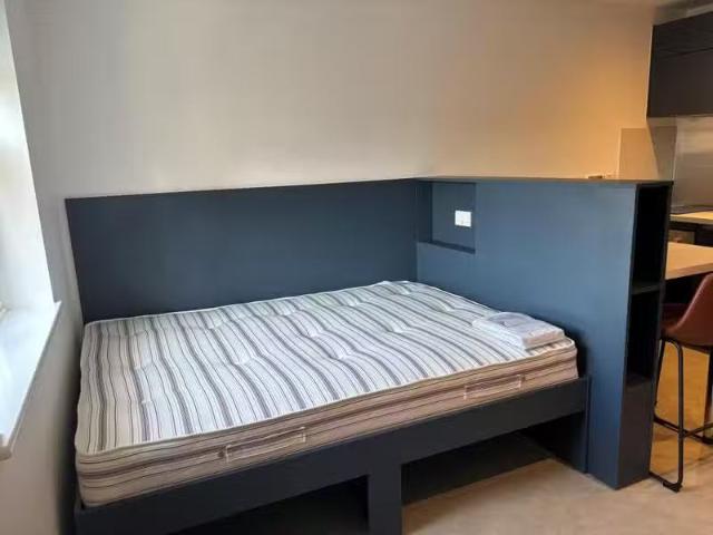 Studio flat for rent in St Peters Street, Canterbury, CT1