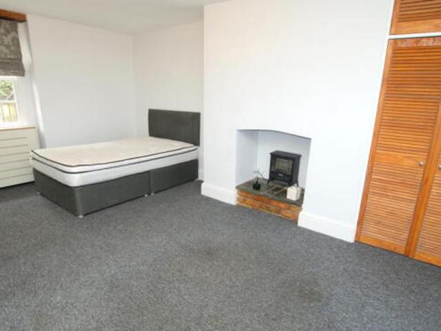 Studio flat for rent in St Stephens Road, Cheltenham. GL51