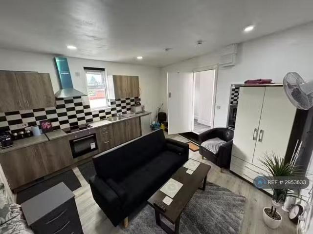 Studio flat for rent in St. Stephens Road, Selly Oak, Birmingh.