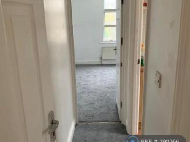 Studio flat for rent in Station Road, London, N3