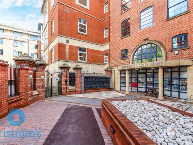 Studio flat for rent in Stanley House, Talbot Street, Nottingham, NG1
