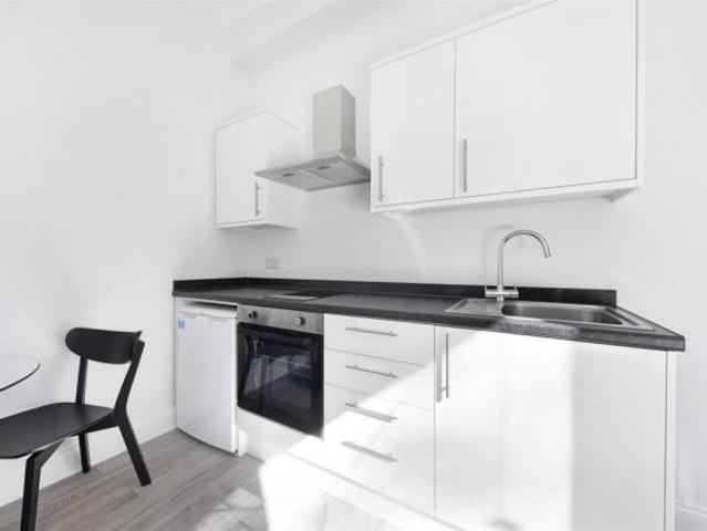 Studio flat for rent in Stanwick Road, West Kensington, W14